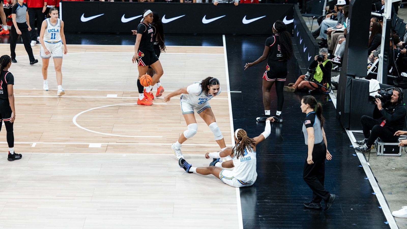 First top-25 women’s college basketball matchups of the season did not ...