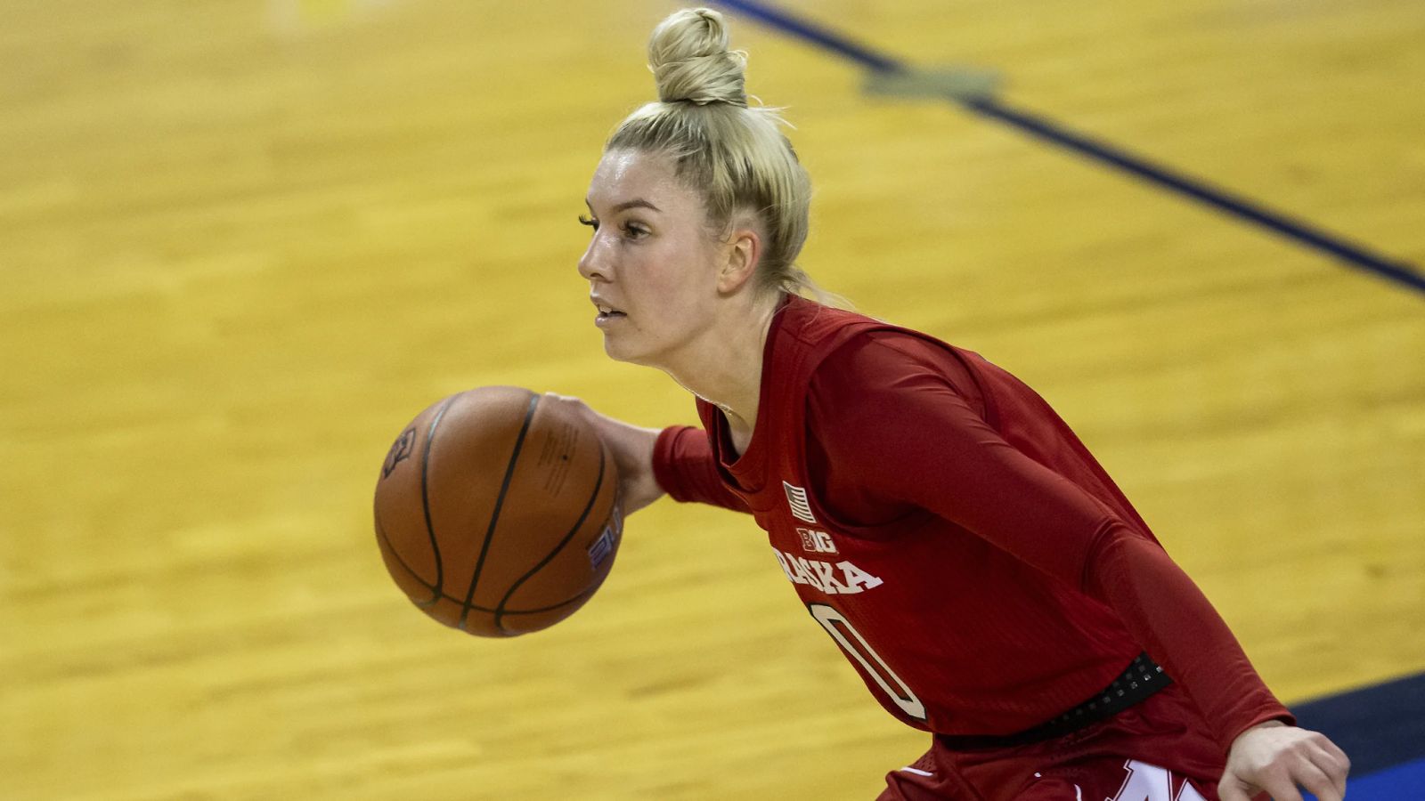 Former Nebraska women’s basketball player sues school and staff after a ...